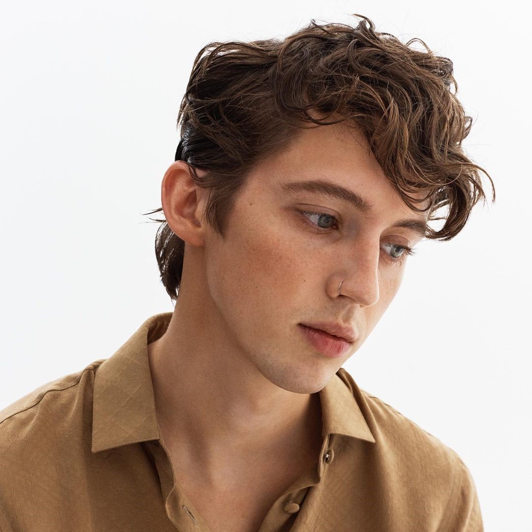 Troye Sivan - Social Tree